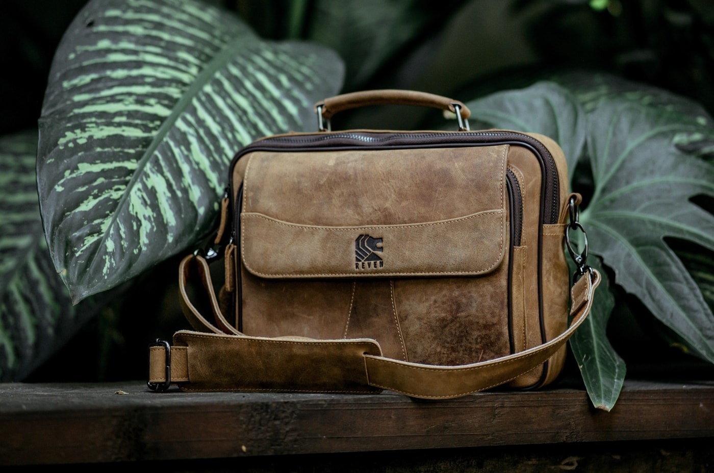 Reven Leather - Brand lokal dengan kualitas premium